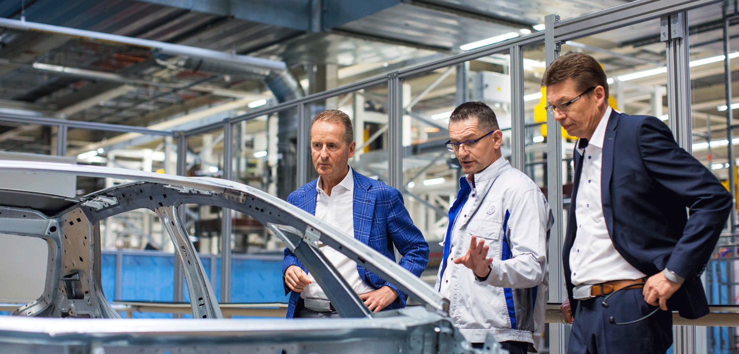 Volkswagen builds 200 pre-production Volkswagen ID.3s | Automotive ...