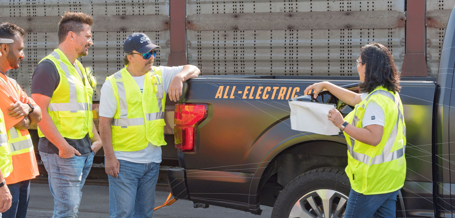 Ford all-electric F-150 prototype pulls one million pound freight train ...