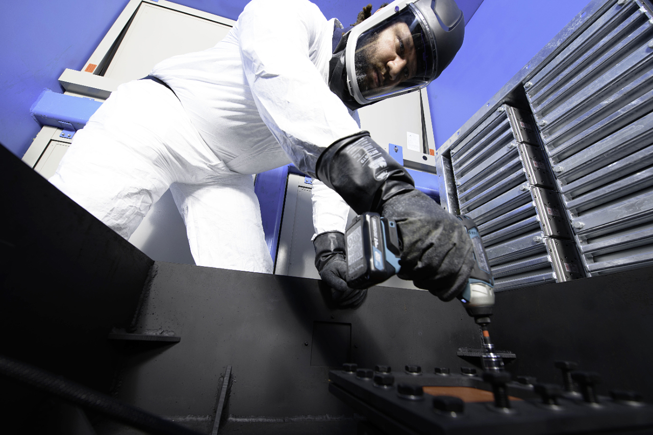 Freudenberg Sealing Technologies enhances EV battery testing ...